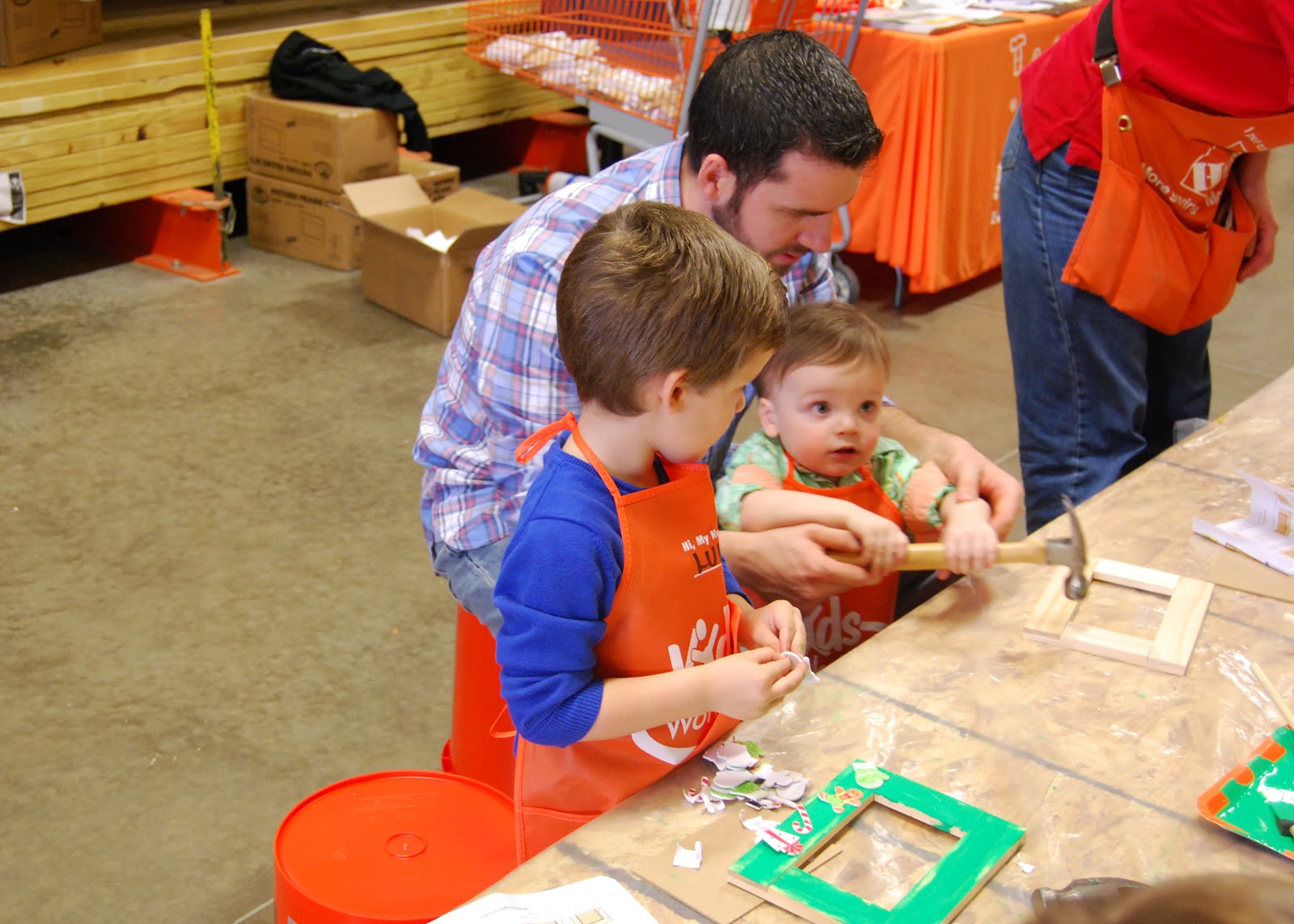 Momfessionals: Home Depot Project Picture Frame