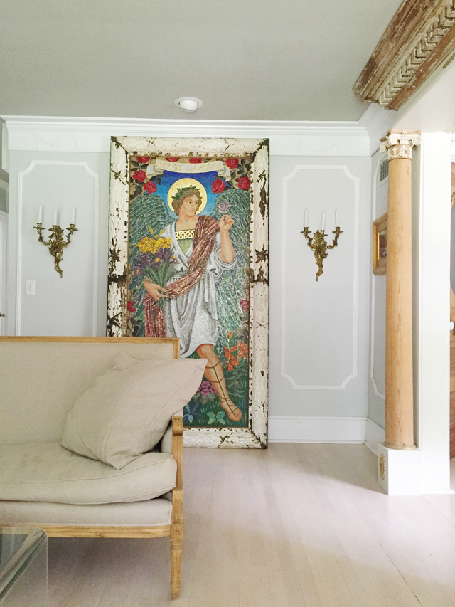 Because It's Awesome: Inspiration // A Hallmark photo stylist's home