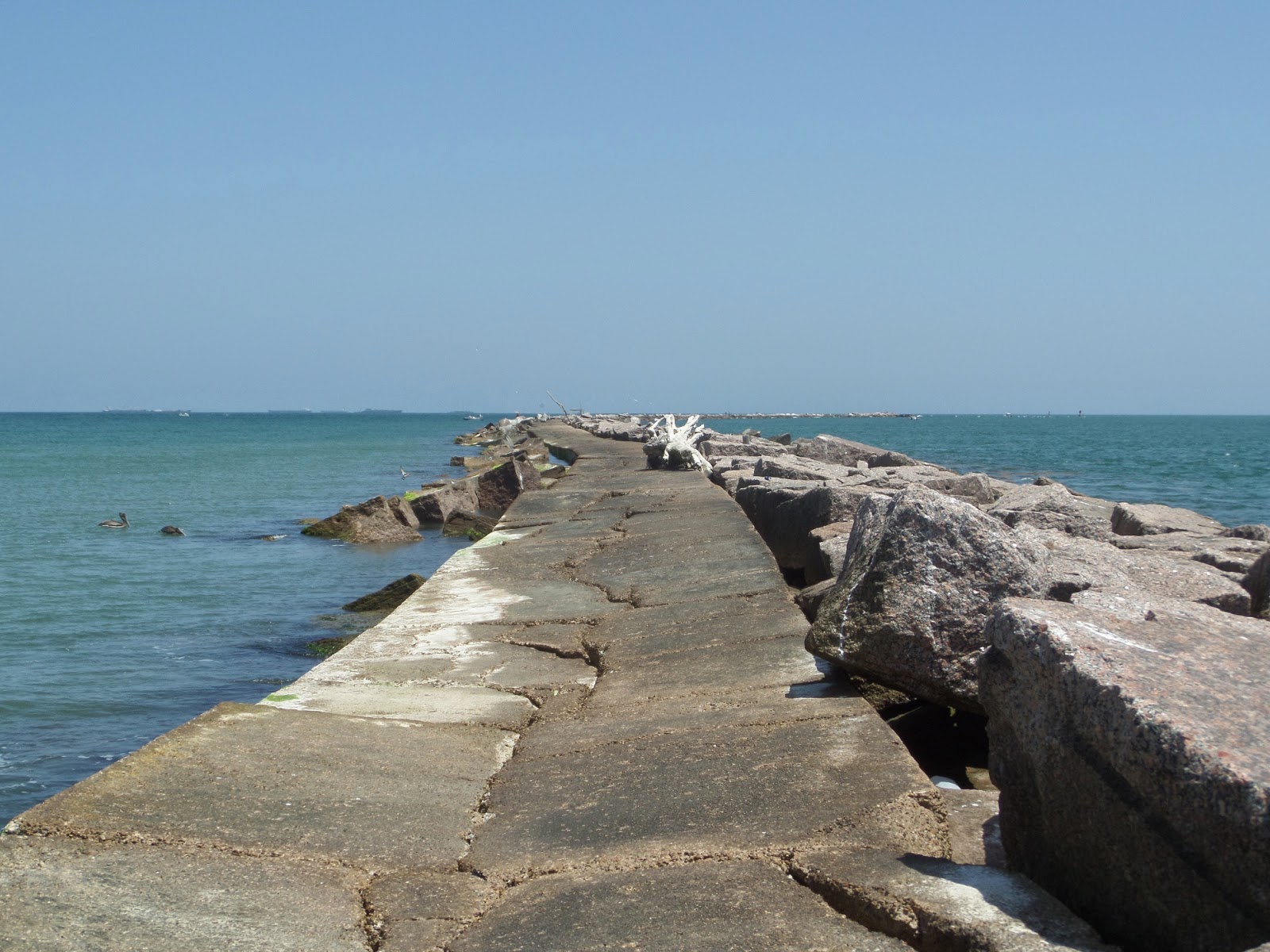 Cummings...and goings...: Bay View RV Resort, Rockport, Texas - April 21-27