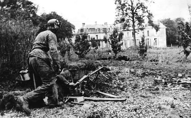 Men of Wehrmacht: HJ Division Soldiers with MG 42 in Normandy