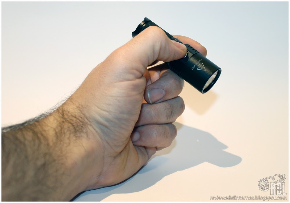 [Review] FENIX PD12 (XM-L2 T6 NW, 1x CR123A) - CR123A Flashlights ...