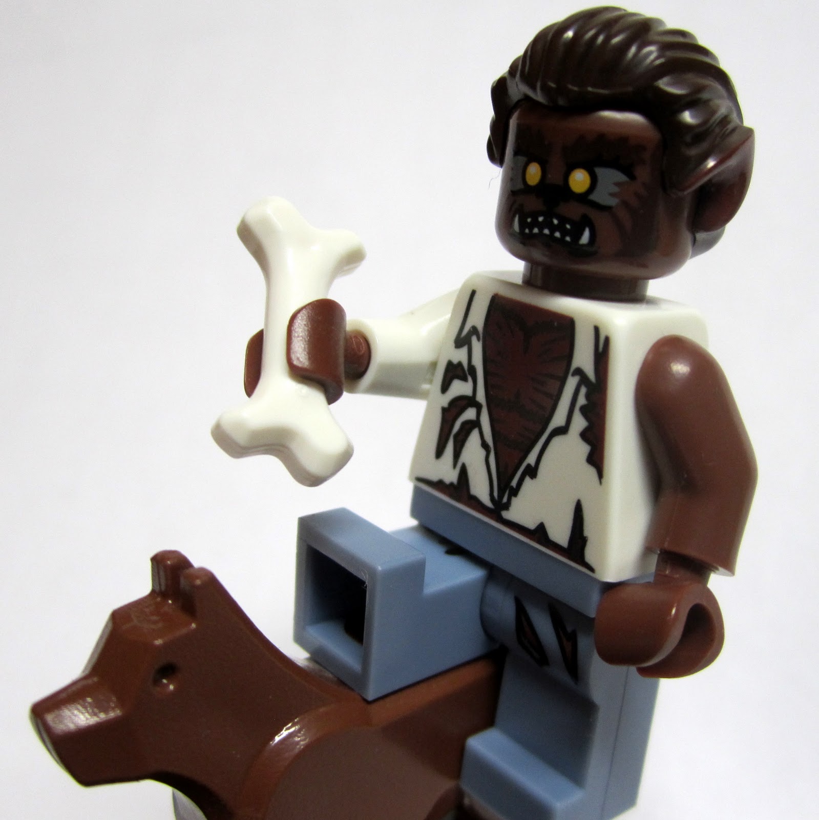 The Brick Brown Fox: Lego Minifigures Series 4 - Werewolf