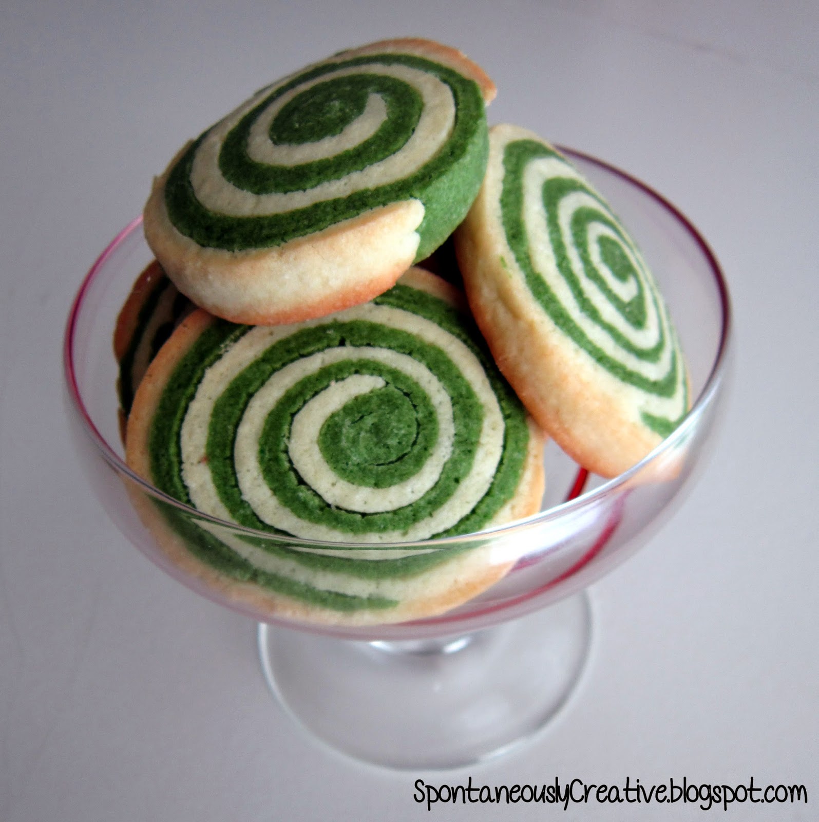 Spontaneously Creative: Spiral Cookies