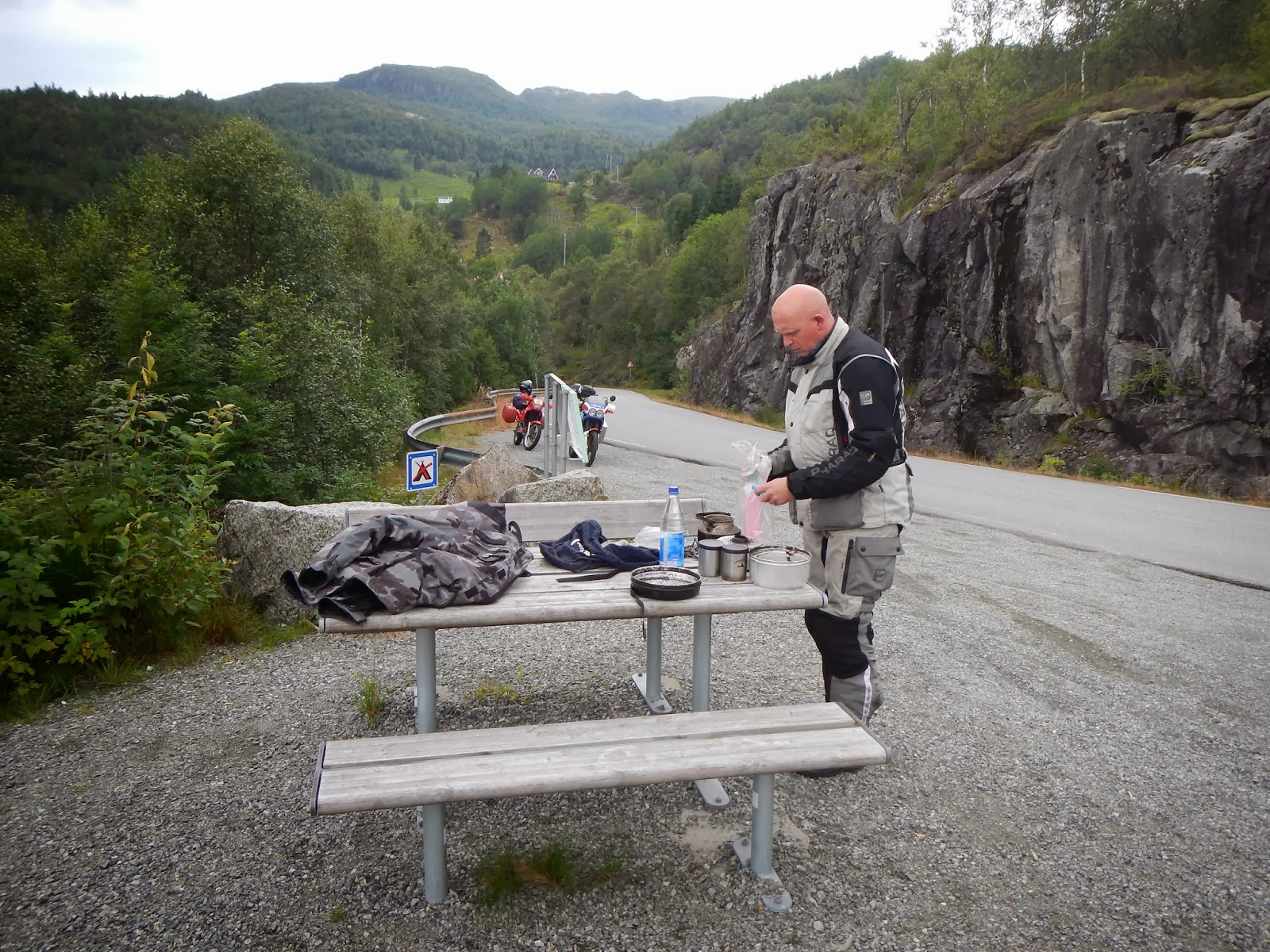 Endurowandern: Tag 8 - Tysdal Camping bis Røldal