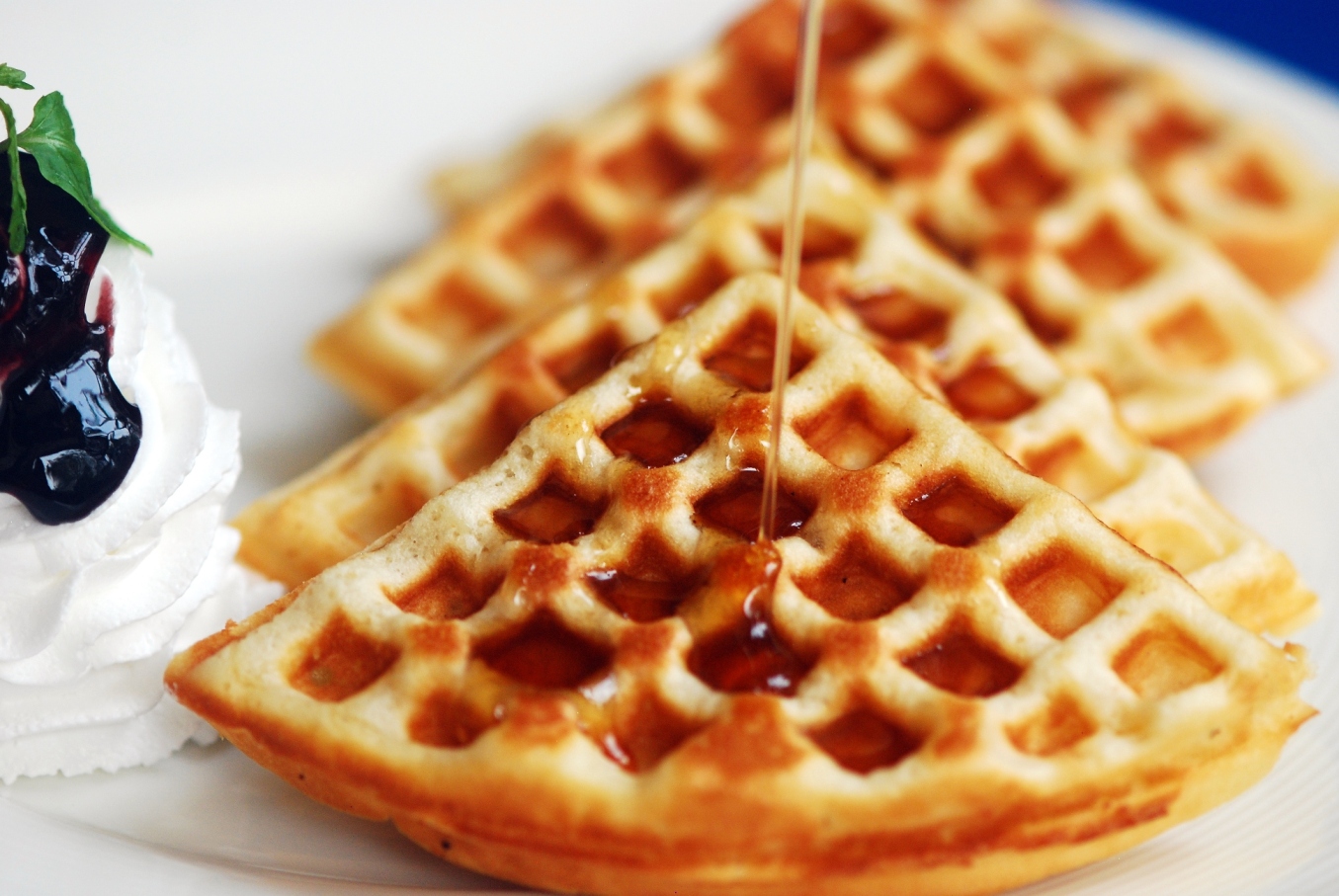 Waffle breakfast: Rețetă vafe belgiene