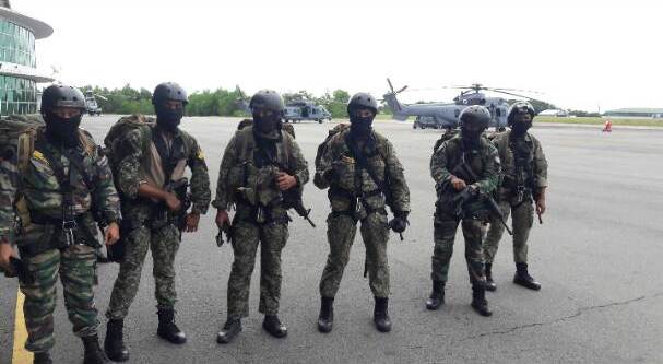 Malaysian Support The Troops: Malaysian Army Special Forces Amphibious ...