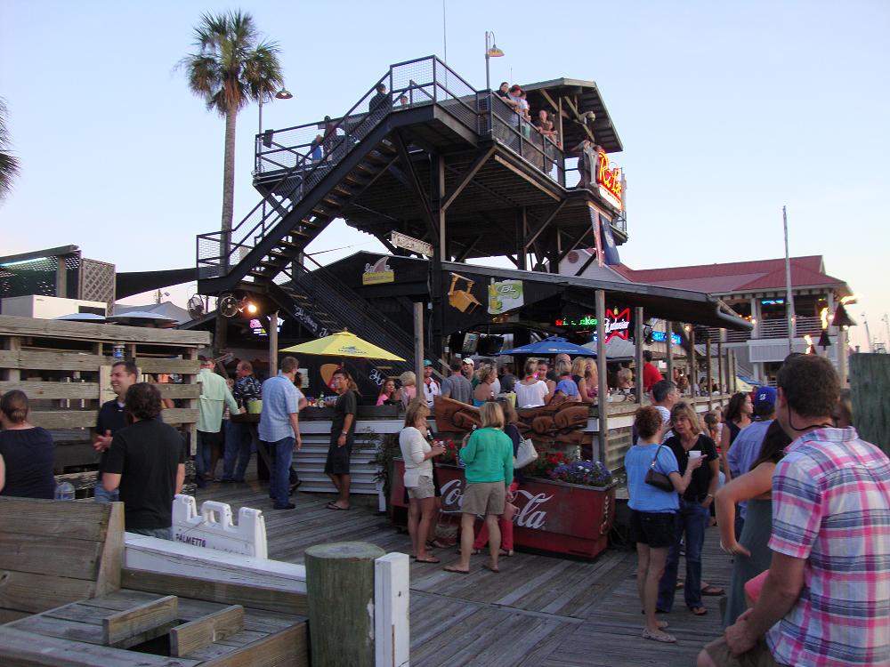 Vacation Rick: A Night At Red's Ice House With Eddie Bush And Company ...