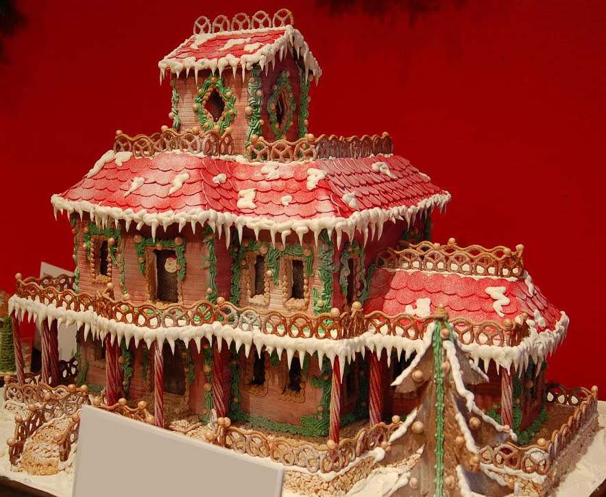 Simply Creative: Amazing Gingerbread House