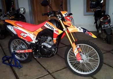 Gambar modifikasi honda CRF 150 L bikin ngiler