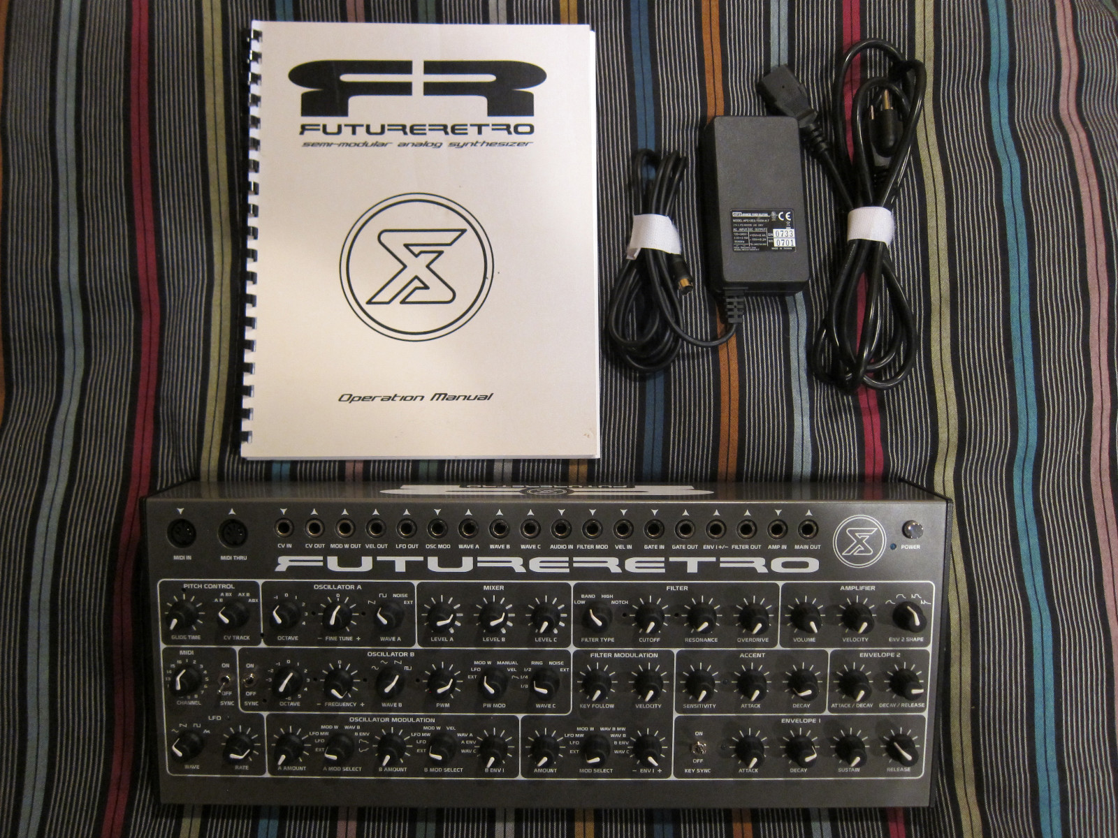 MATRIXSYNTH: Future Retro XS Analog Synthesizer