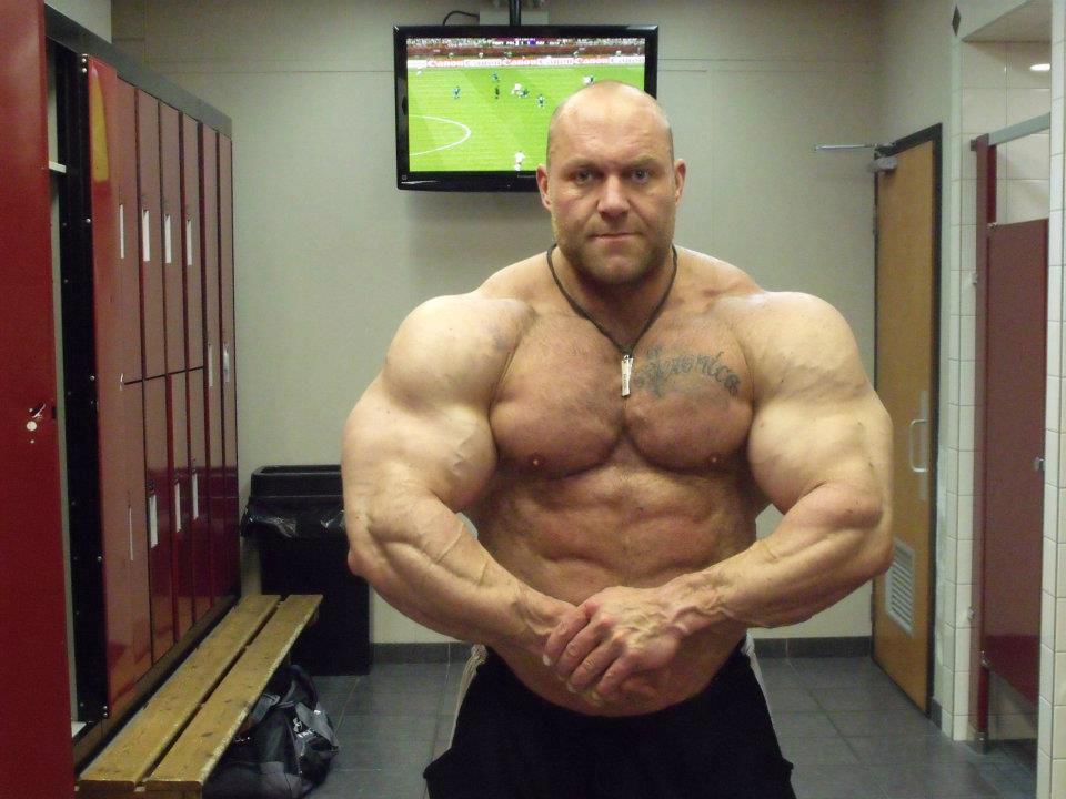 Muscle Lover: June 2012