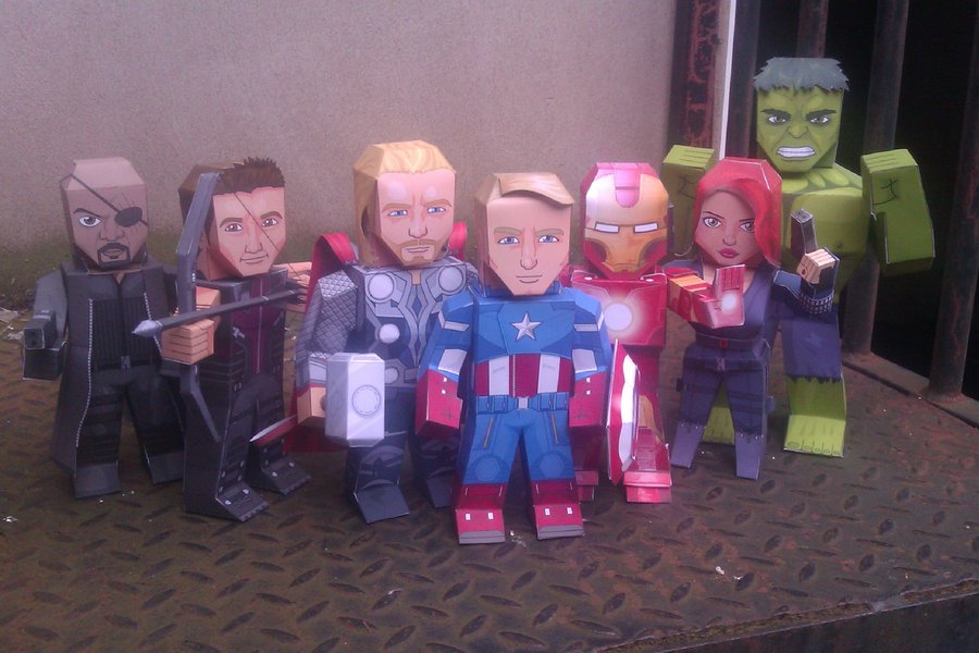 The Avengers Papercraft Model | Papercraft Free Download And Paper Toys ...