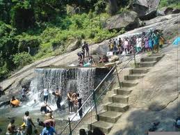 கொங்கு நாட்டு தங்கம்: Kovai Kutralam Falls - Coimbatore - India