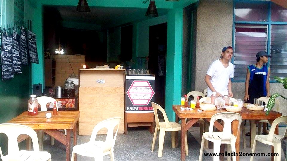 Kalye Burger: Gourmet Burgers For Under P150! | Rolled Into One Mom