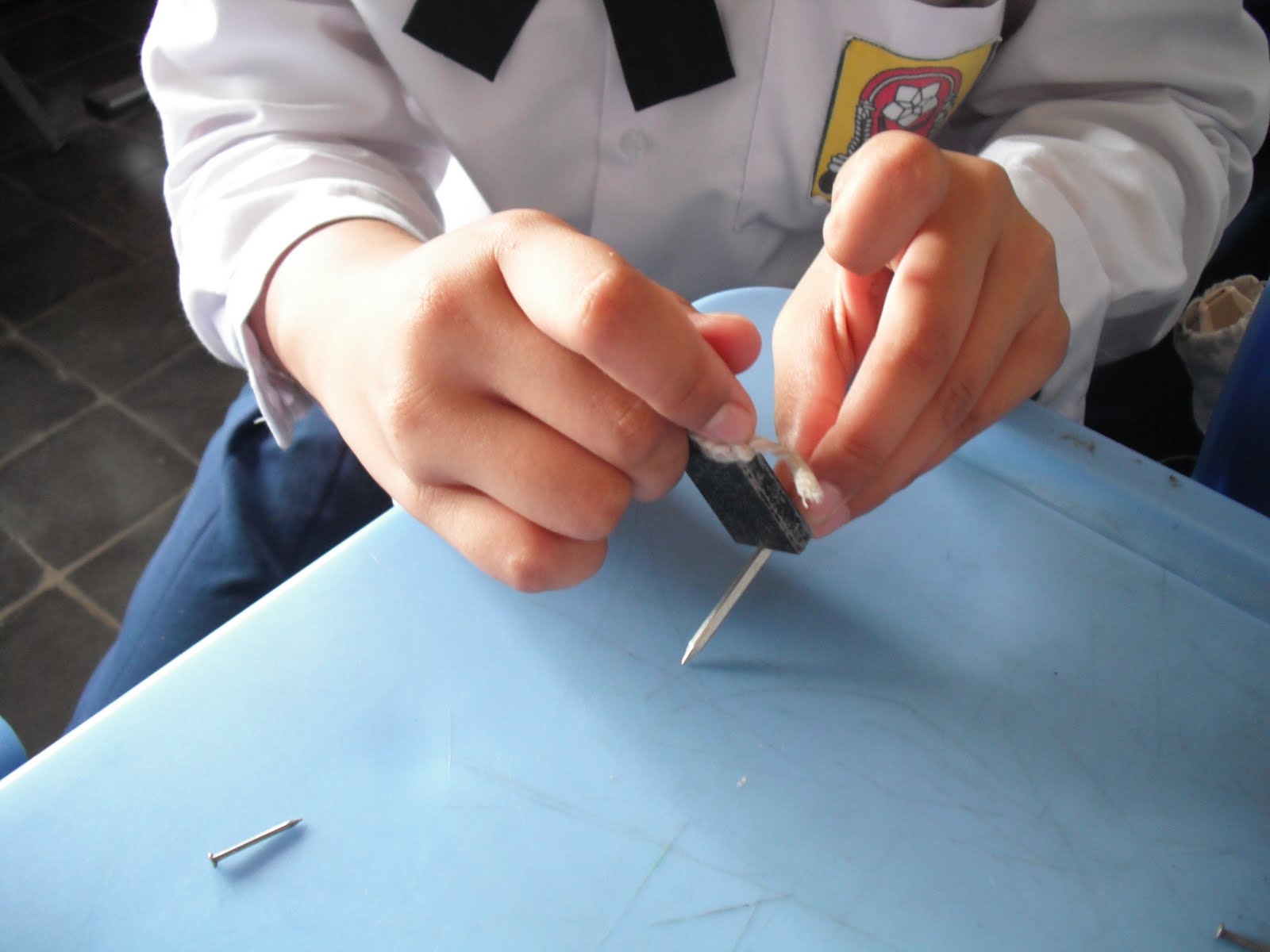 PHYSICH PROJECT : HOW TO MAKE A SIMPLE MAGNET?