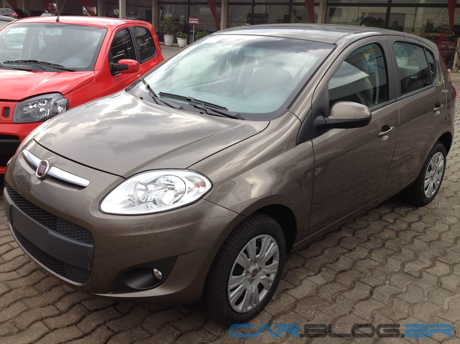 Fiat Palio Essence 1.6 2013: preço, fotos, vídeo, consumo e ficha ...