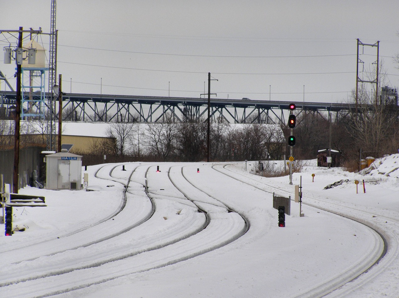 The Position Light: North American Signaling Dialects