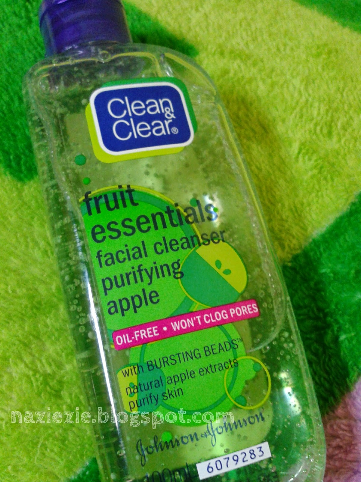 Review Clean & clear Fruit Essentials ( apple ) - Free is My inspiration