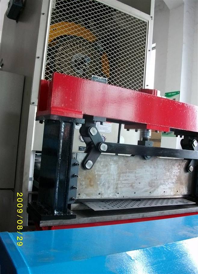 Cable tray machine price