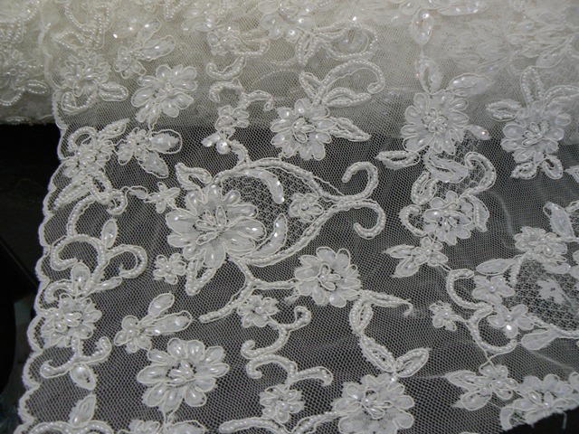 VESTIDA DE: O Charme da Renda no Vestido de Noiva