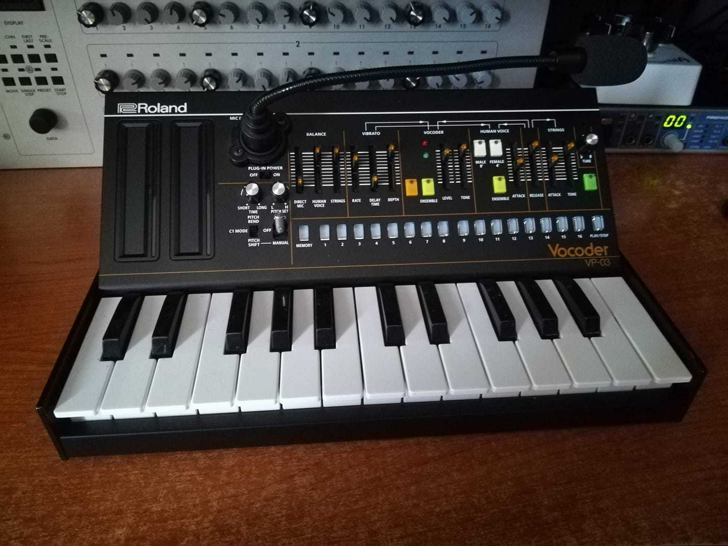 MATRIXSYNTH: Roland VP-03 Boutique