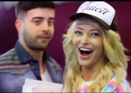 Asculta VERSURI Delia Matache si Speak One - A lu' Mamaia - Imn Mamaia 2014