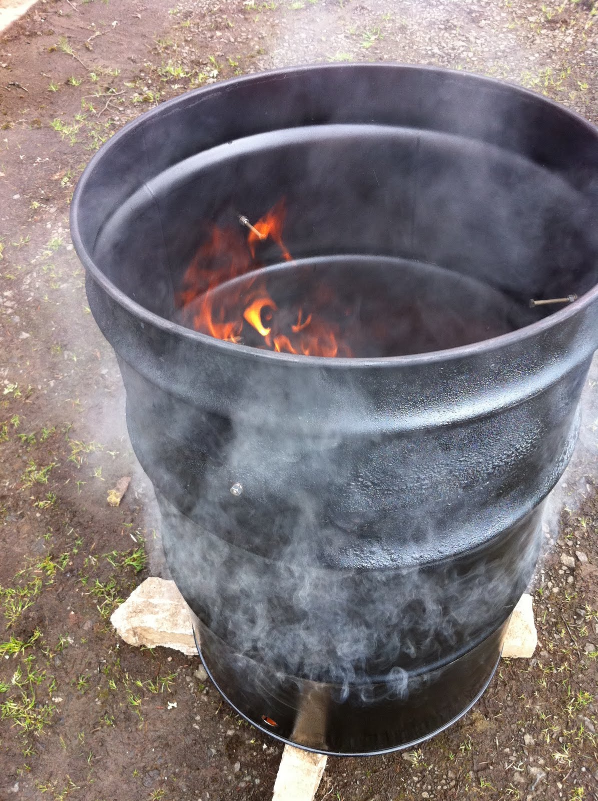 The Cheezer's random thoughts: Ugly Drum Smoker
