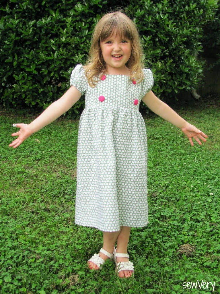 sewVery: Junebug Dress Pattern Test