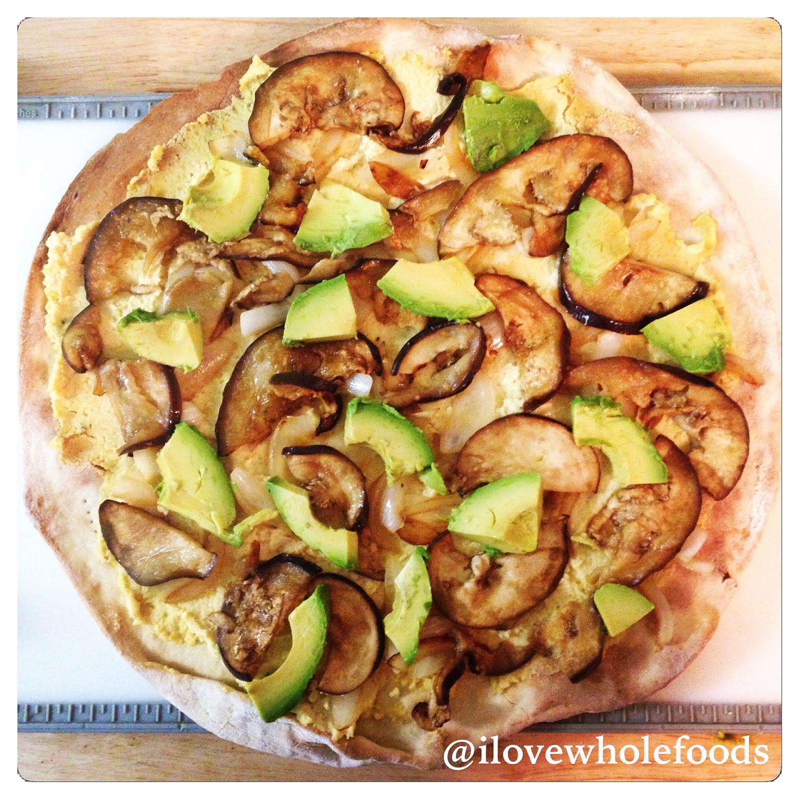 I Love Whole Foods: Vegan Israeli Pizza (amazing)