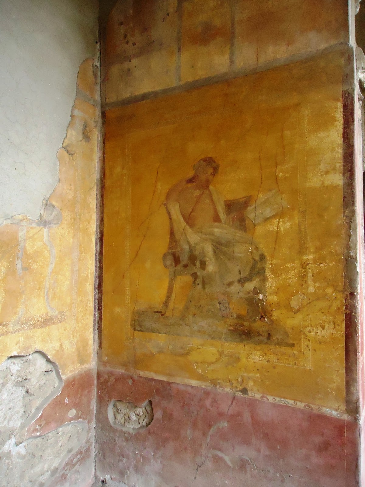 Patrick Comerford: Walking beneath the clouds of Mount Vesuvius