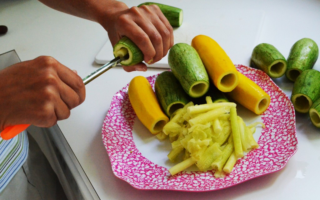 Technique: How to core coosa, or summer squash | Arabic Food Recipes