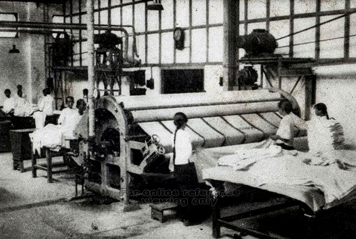 Blog To Express: Ways Done in the Past - Factory Workers