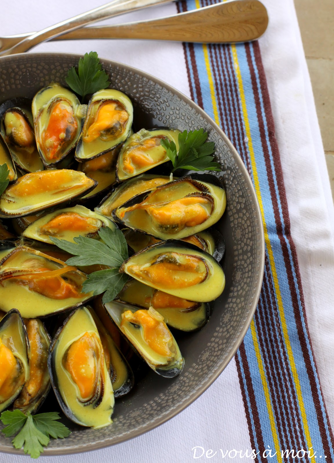 De vous à moi...: La Mouclade Charentaise: en V.O. et en Verrine