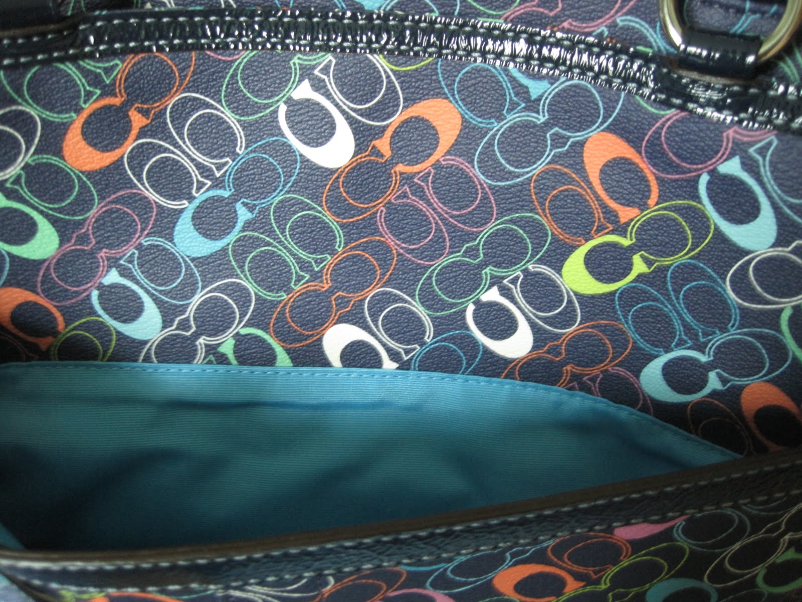 shop4luxurygifts: WTS BNIB Coach Blue Chelsea multicolor handbag purse2