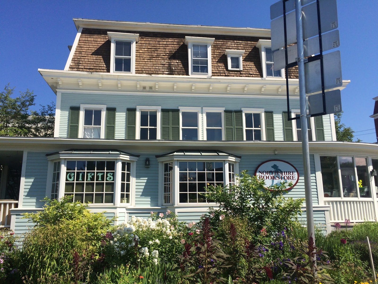 The Indie Bob Spot: Northshire Bookstore - Manchester, VT