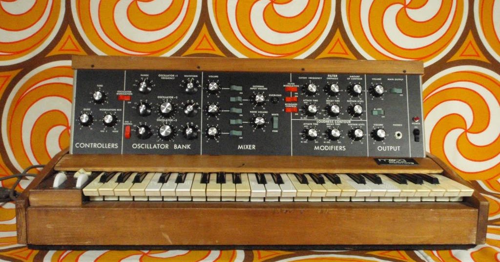 MATRIXSYNTH: Moog Minimoog Model D with Original Owners Manual