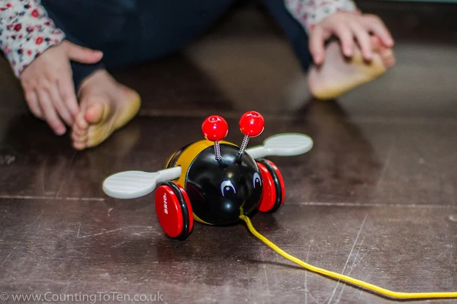 Review: BRIO Pull Along Bumblebee - Counting To Ten