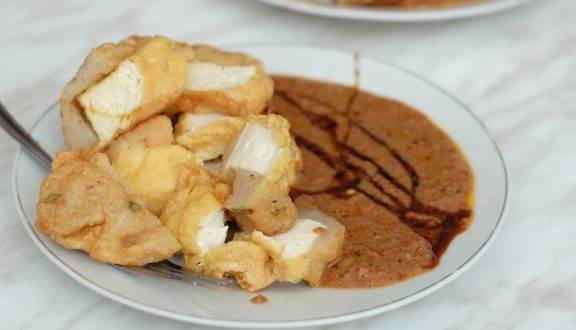 Batagor Kingsley, Juaranya Batagor di Bandung yang Legendaris! - ratutips