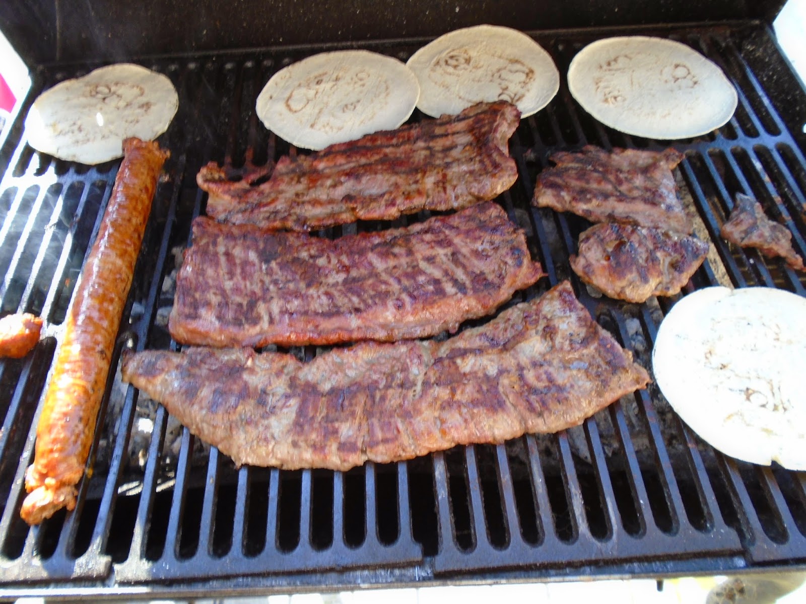 ARRACHERA ASADA AL CARBON.