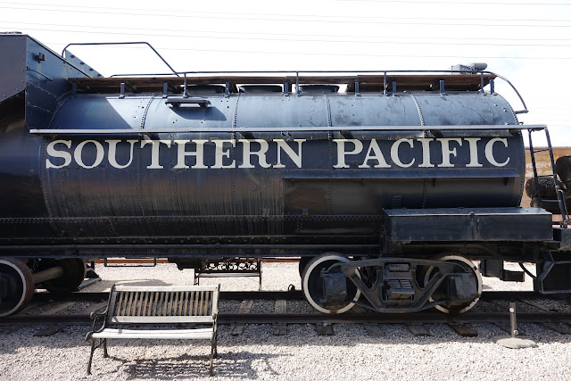 Blair's 鐵道攝影: Southern Pacific Railroad 2-8-0 #2562