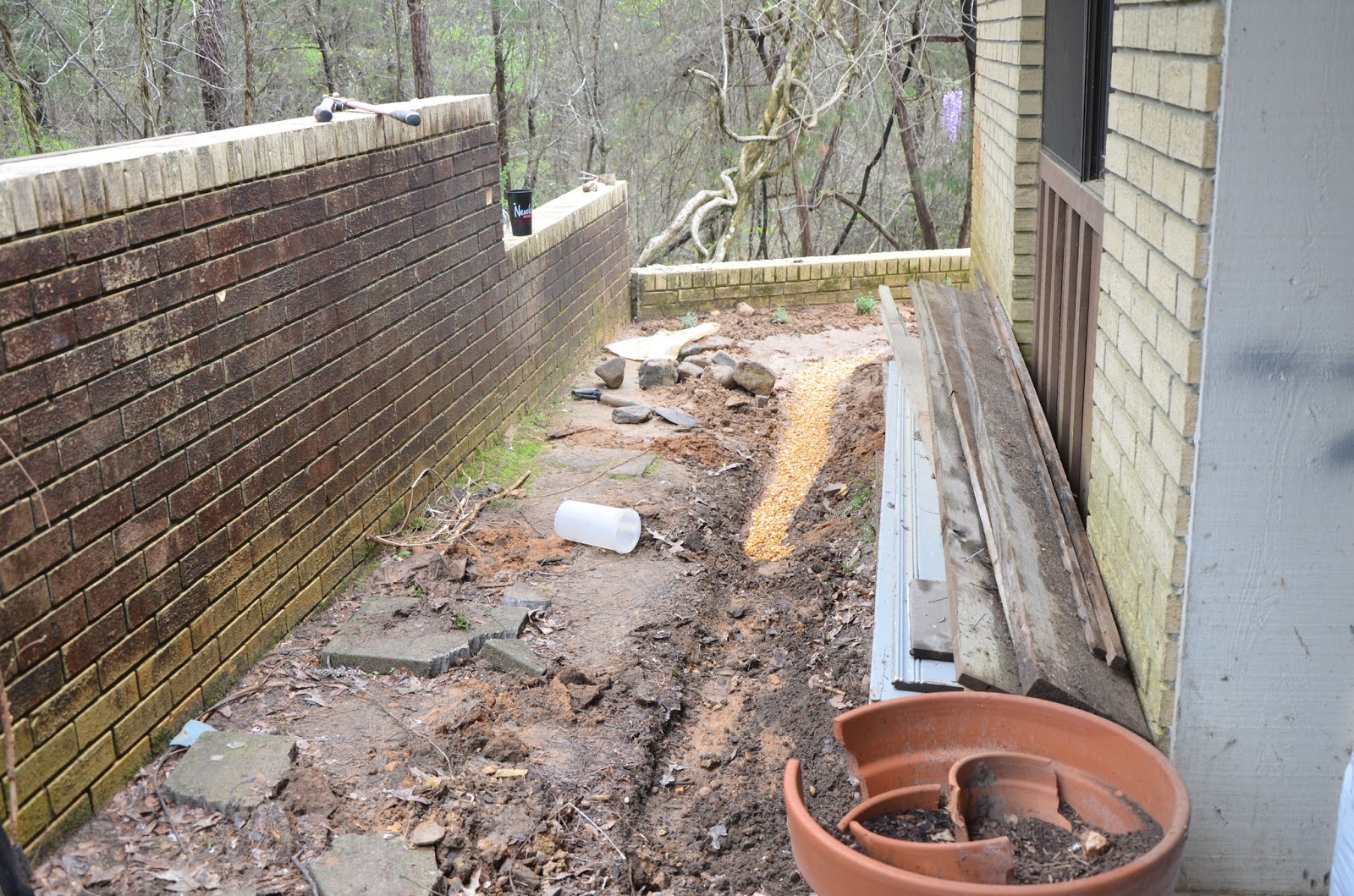 Handmade and Homegrown: Landscaping: Drainage/Erosion Fix