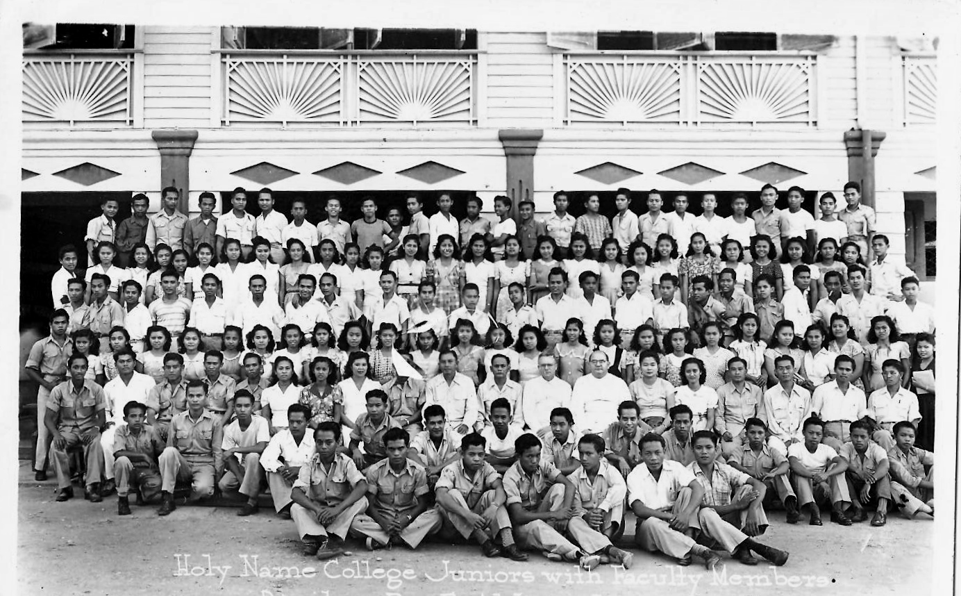 Bohol's Roving Eye: Holy Name University: The Early Years