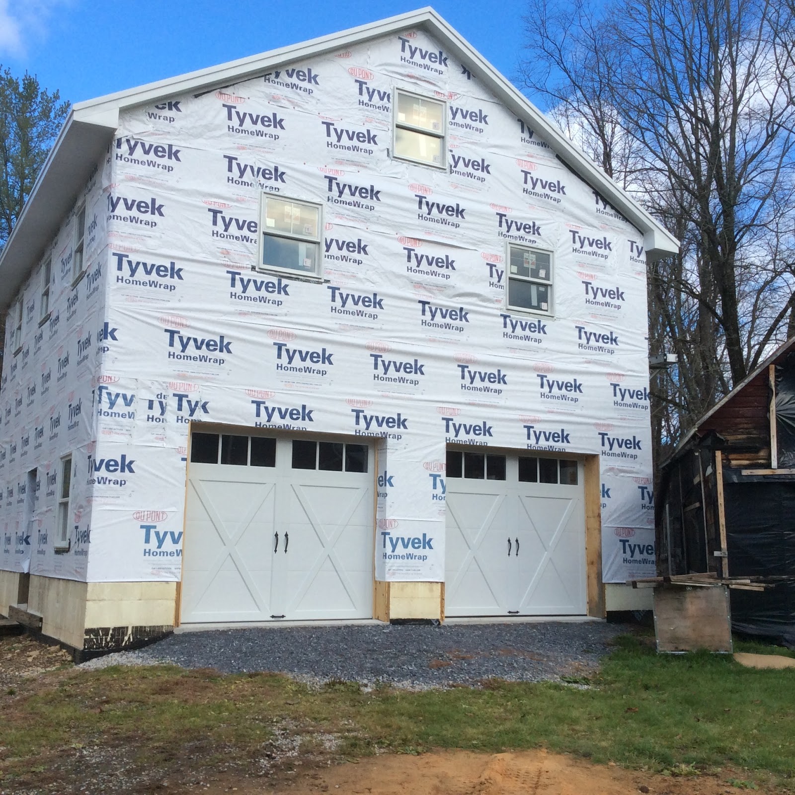 Joe's Vermont Timber Frame Workshop: Windows Installed