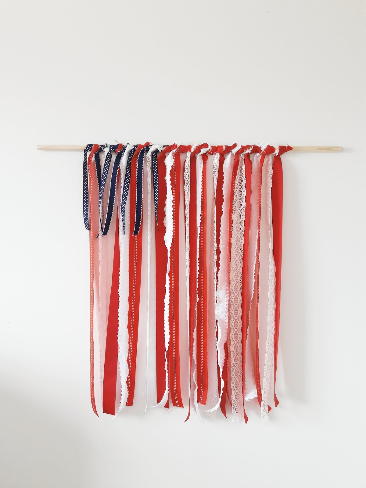Autumn Amelia: DIY Ribbon American Flag