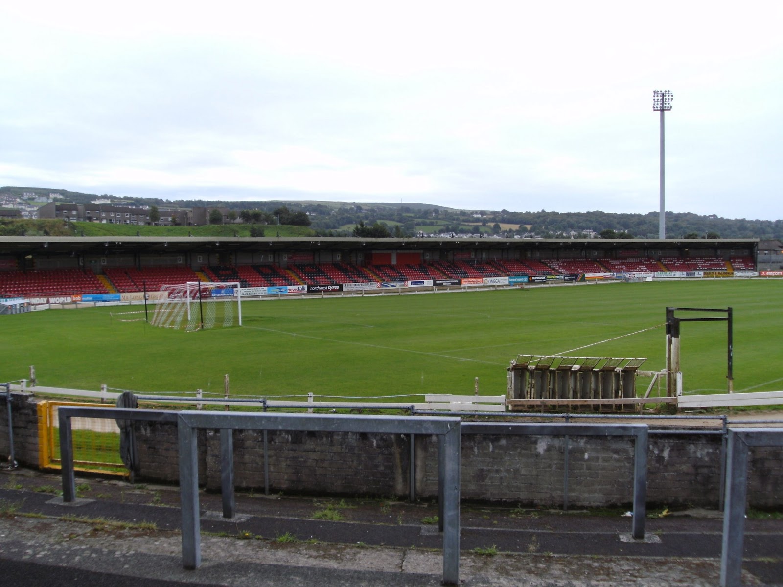 Extreme Football Tourism: NORTHERN IRELAND: Derry City FC