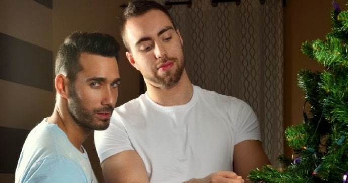 Daily Bodybuilding Motivation: MALE MODEL HUNK ALEC LEDUC AND ALEXY TYLER