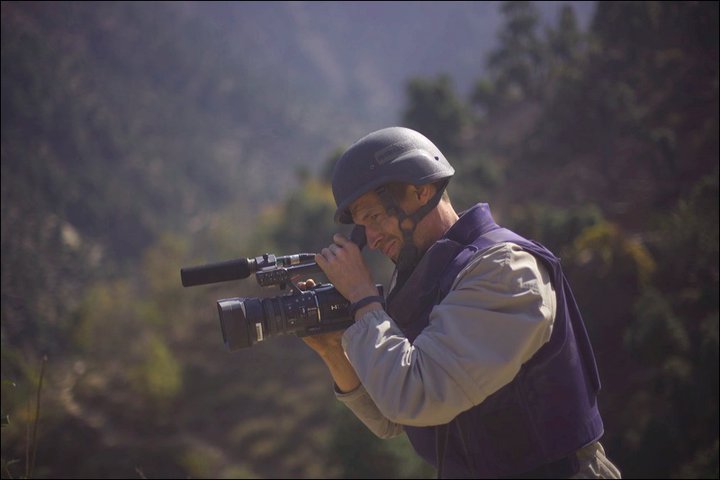 From Cow Pastures To Kosovo: Tim Hetherington - A Gaping Hole That Won ...