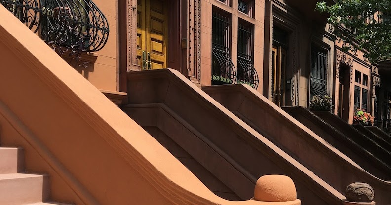 H A R L E M + B E S P O K E: ARCHITECTURE: THE ROMANTIC MYTH OF THE STOOP