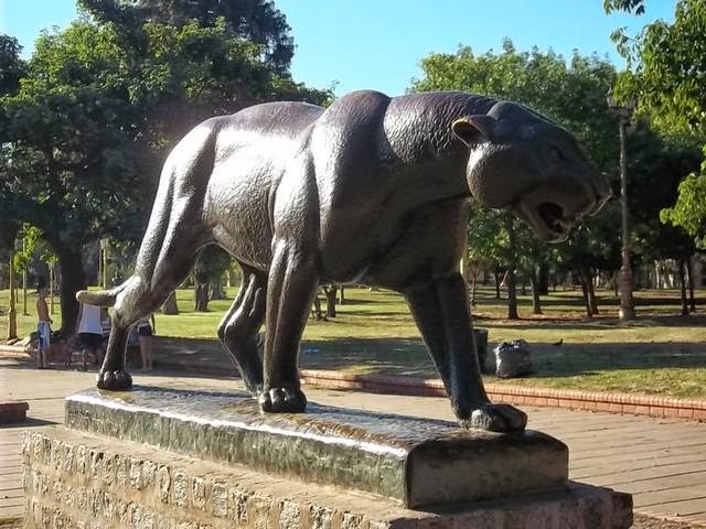 Monumentos y Estatuas de Buenos Aires: Parque Chacabuco