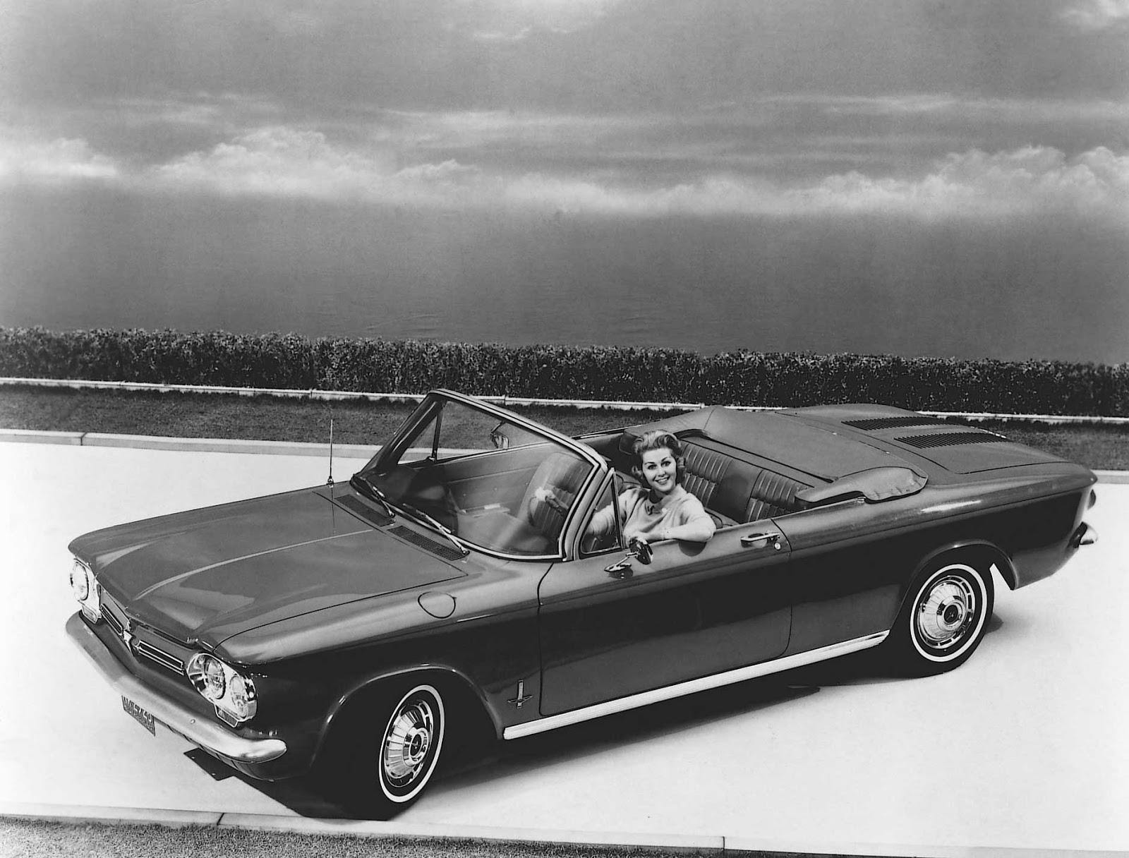 Old Cars Canada: August 2018